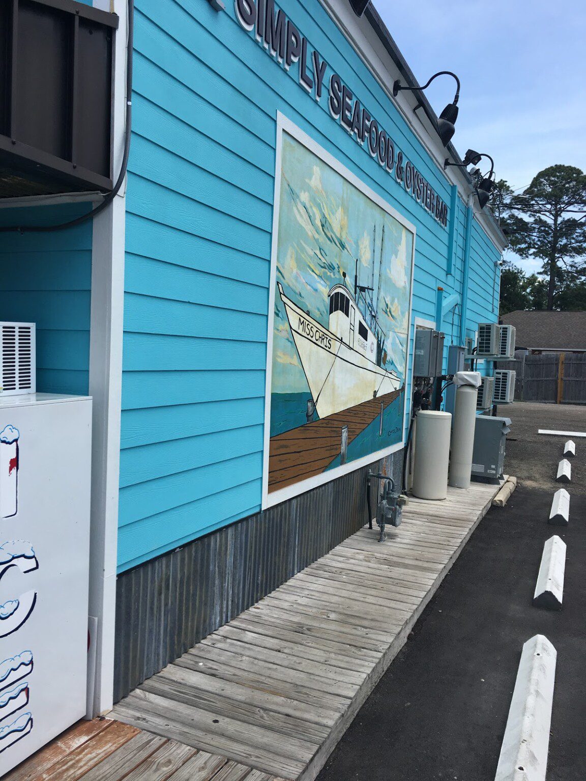 Simply Seafood Market & Oyster Bar - Explorent